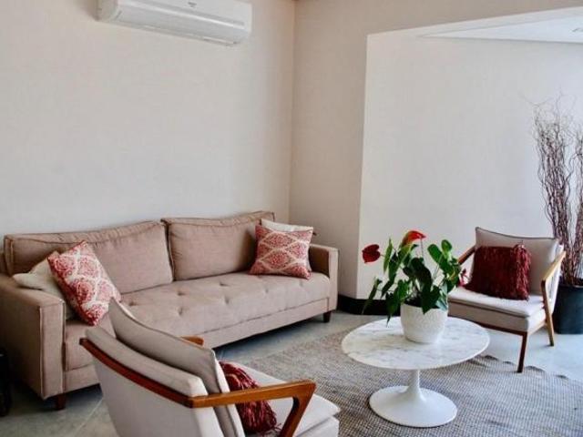 Casa de luxo em condomínio: residência com 5 quartos, 1 suíte, 4 salas, 5 banheiros, 5 vagas na Faze