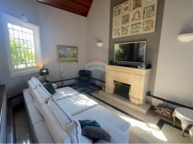 Casa de Luxo em Araçoiaba Condomínio Lago Azul Golfe Exclusivo!