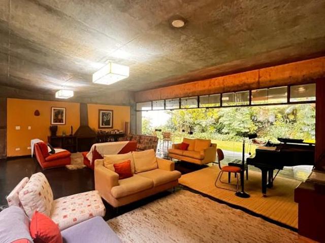 Casa de luxo em Pinheiros/SP, 350M, assinada por grande arquiteto, 4 Dorms, 4 vagas
