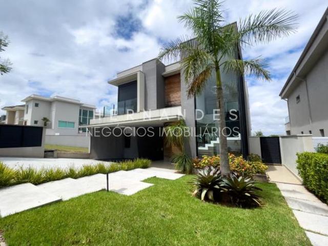 Casa de Luxo mobiliada em Alphaville, Santana de Parnaíba SP: 4 Quartos, 4 Suítes, 3 Salas, 7 Banhei