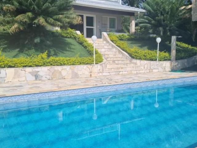 Casa de Luxo no Condomínio Jardim das Palmeiras em Bragança Paulista SP: 4 quartos, 4 suítes, 3 sala