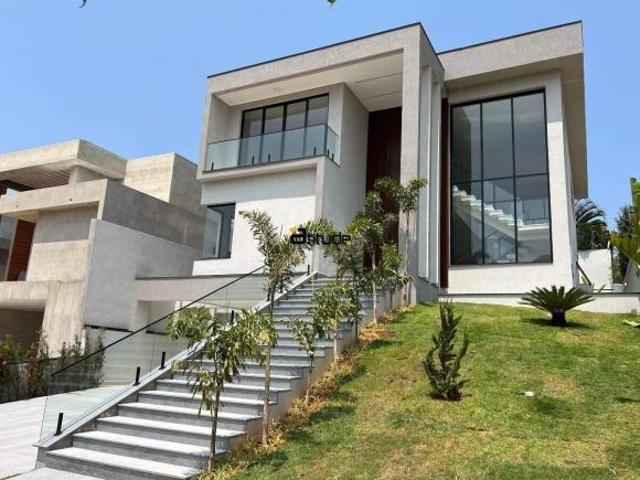 Casa de Luxo no Condomínio Reserva Santa Maria Jandira/SP