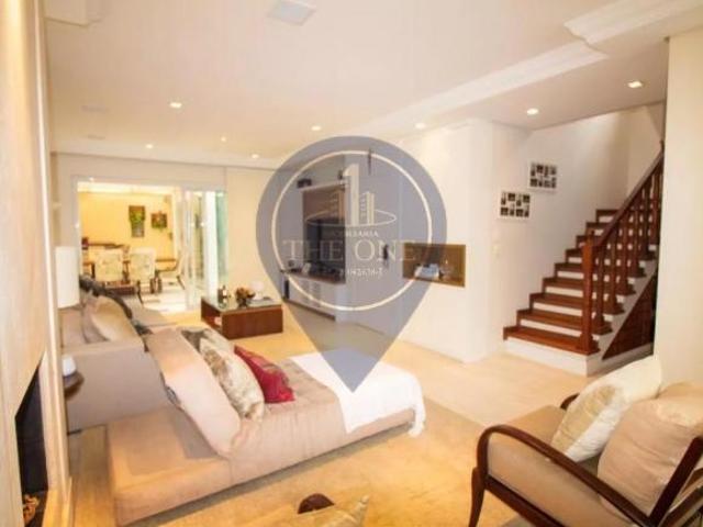 Casa de luxo no Brooklin Paulista: 4 quartos, 3 suítes, 2 salas, 4 banheiros, 4 vagas de garagem e 2