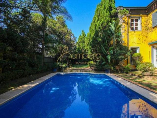 Casa de Luxo no Jardim América ? 4 Suítes, Piscina, Academia e Jardim 2.473m²