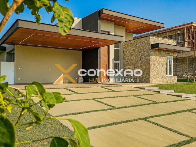 Casa de Luxo no Portal Japy Golf Club Cabreúva/SP 1000 m², 3 Suítes