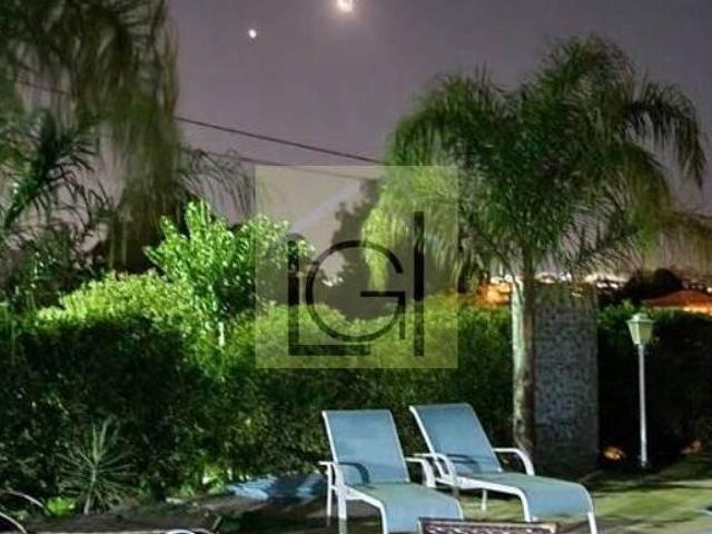 Casa de Luxo no Parque Village Castelo em Itu SP: 4 quartos, 1 suíte, 1 sala, 3 banheiros, 424m². Ve