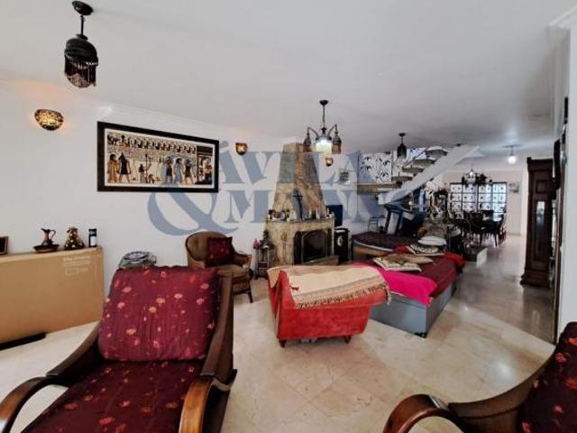 Casa de luxo no Tatuapé: 4 quartos, 4 suítes, 1 sala, 7 banheiros, 3 vagas. Imperdível oportunidade