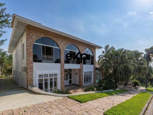 Casa de Luxo no Village Visconde de Itamaracá Projeto Diferenciado em Valinhos