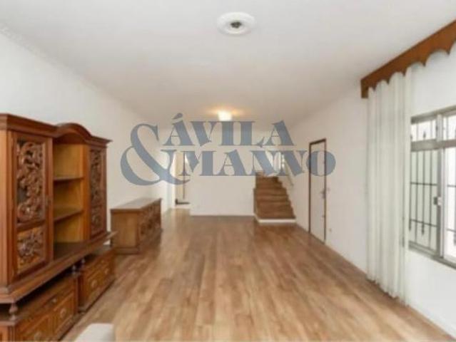 Casa de Luxo na Vila Prudente: 3 Quartos, 3 Suítes, 1 Sala, 5 Banheiros, 2 Vagas 192m² São Paulo