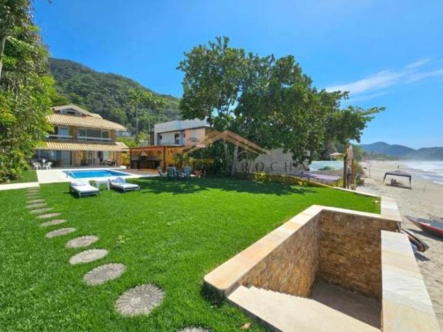 Casa de Luxo pé na areia na Praia de Juquehy com 5 quartos e vista de tirar o fôlego