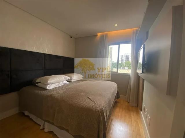 Casa de Luxo à Venda em Condomínio na Vila Andrade, SP: 3 quartos, 3 suítes, 2 salas, 4 banheiros, 3