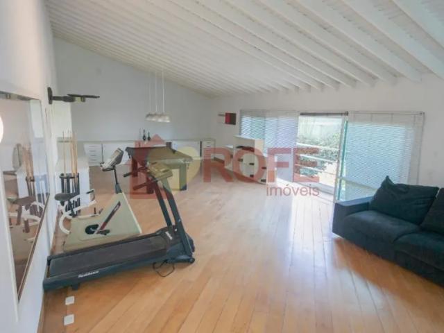 Casa de Luxo no Cidade Jardim 870 m² | 4 Suítes, Porteira Fechada e Piscina Privativa SP