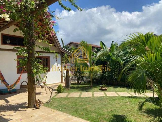 Casa de praia aconchegante com 3 dormitórios e banheira ao ar livre no Capricórnio, em Caraguatatuba