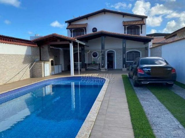 Casa de Praia com Piscina