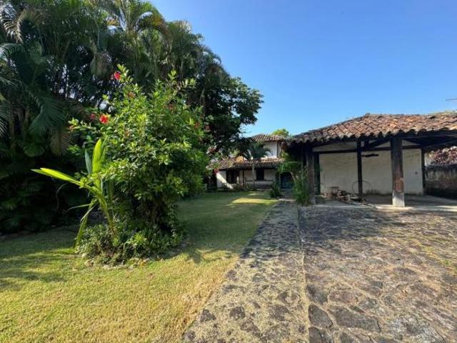 Casa de Praia para Venda em São Sebastião, Cigarras