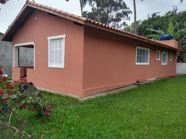 Casa de Praia para Venda em São Sebastião, Cigarras, 2 dormitórios, 2 banheiros, 4 vagas