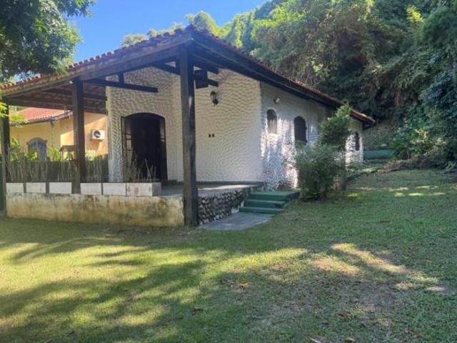 Casa de Praia para Venda em São Sebastião, Guaecá, 3 dormitórios, 1 suíte, 2 banheiros, 5 vagas