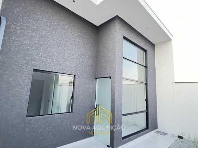 Casa de rua: Térrea / Residencial / Praia Grande