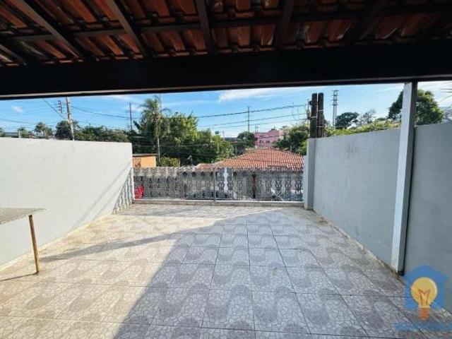 Casa de rua a venda no Parque São Jorge