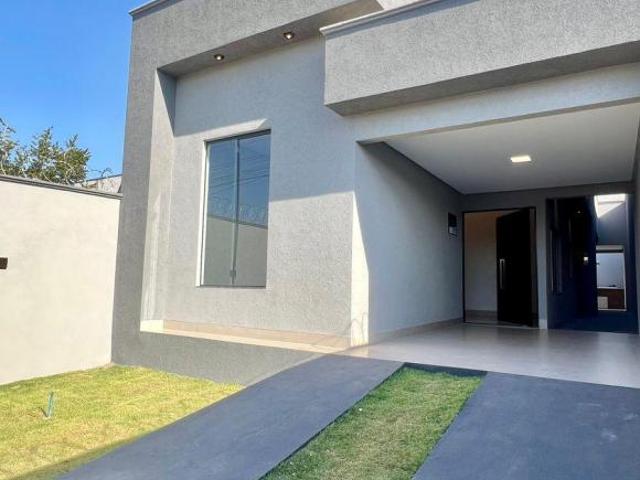 Casa de Rua Casa de Rua com 3 Quarto s por R$ 660000.00 no setor Cardoso Continuaçao TA33549