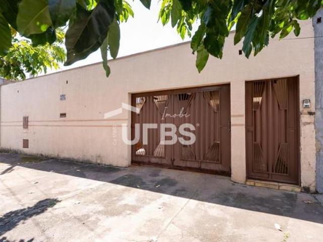 Casa de Rua Casa 6 quartos, sendo 3 suítes