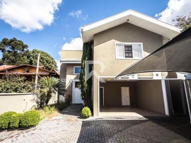 Casa de Rua com Jardim, 3 quartos 4 vagas a venda 235 m² Tingui Curitiba/PR