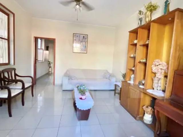 Casa de rua Duplex / Residencial / Maracanã