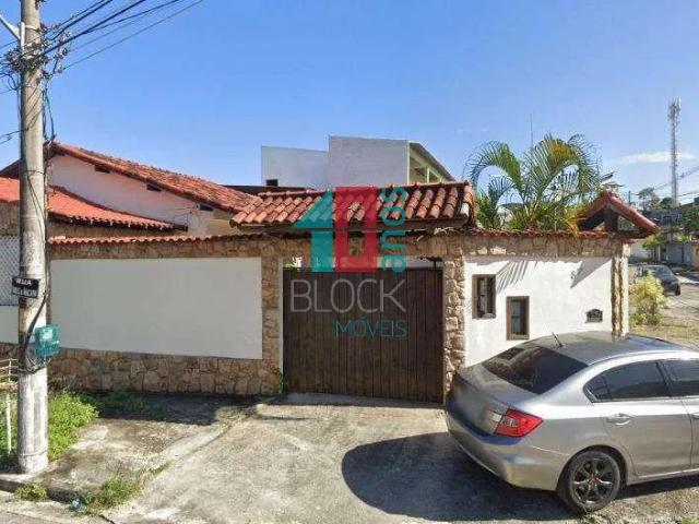 Casa de rua para venda com 3 quartos em Campo Grande com 183m²