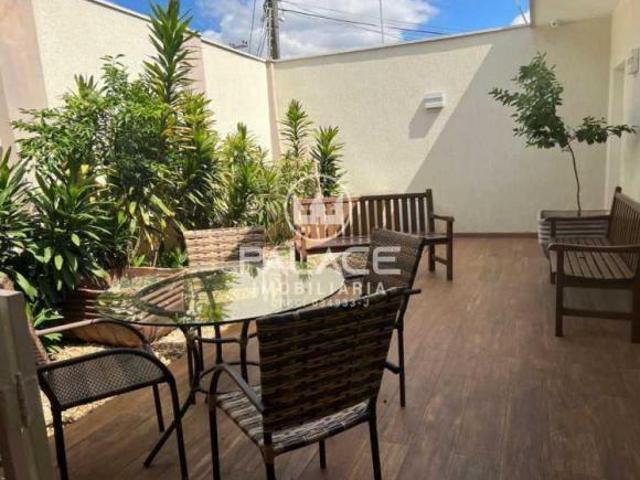 Casa de rua / Residencial / Centro