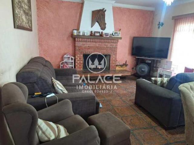 Casa de rua: / Residencial / Nova Piracicaba