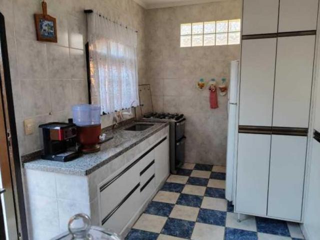 Casa de rua Sobrado / Residencial / Residencial Moenda
