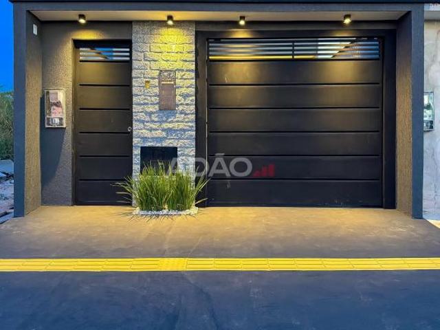 Casa de Rua St Orienteville Casa de Rua com 3 Quarto s por R$ 480000.00 no setor Setor Orientvill