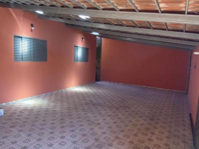 CASA DE SETOR Casa de Rua com 3 Quarto s por R$ 385000.00 no setor Residencial Dezopi VN22040