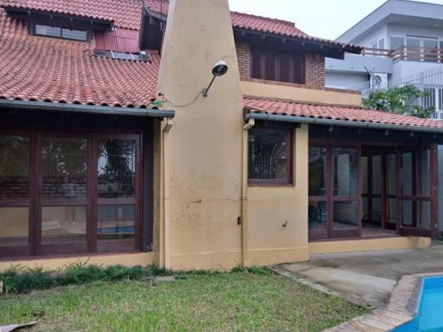 CASA DE TIJOLOS