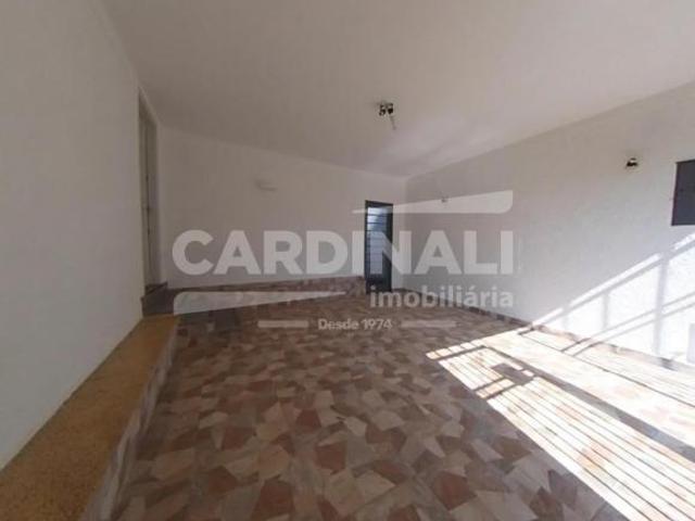 casa de três dormitórios