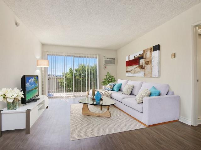 Casa De Vida 2 Bedroom Apartment for Rent at 3230 Overland Ave, Los Angeles, CA 90034 Palms