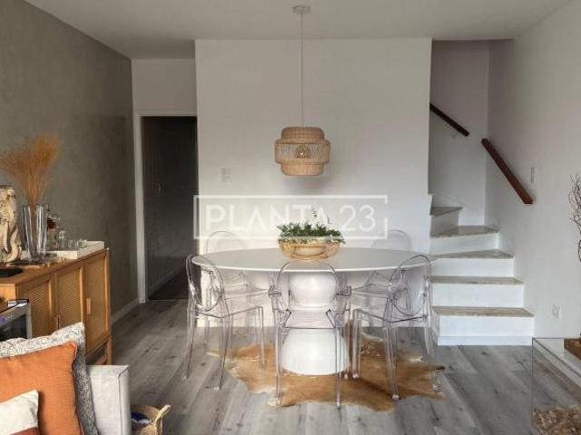 Casa de vila com 108 m², 3 quartos sendo 1 suíte à venda no bairro Vila Cordeiro