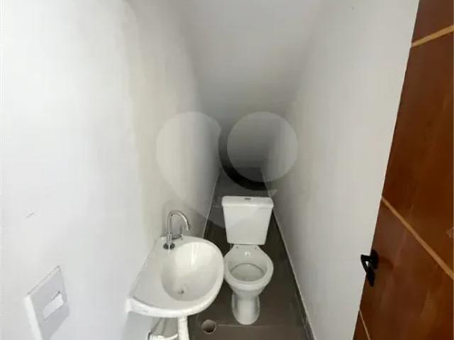 Casa de vila com 2 quartos à venda em Enseada SP