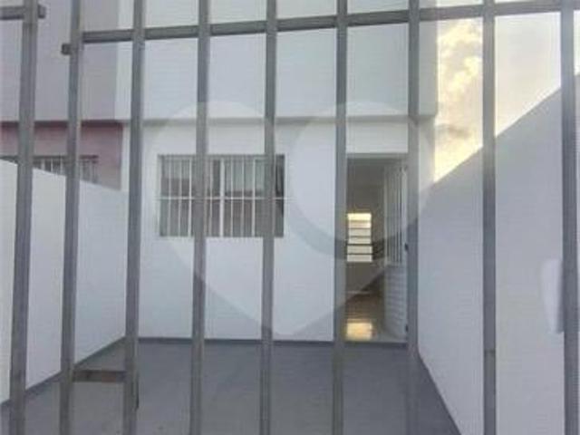 Casa de vila com 2 quartos à venda em Jardim Eliana SP