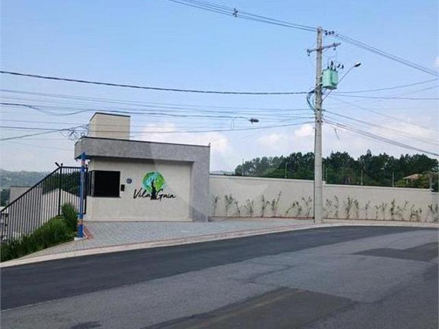 Casa de vila com 2 quartos à venda em Vila omízollo SP