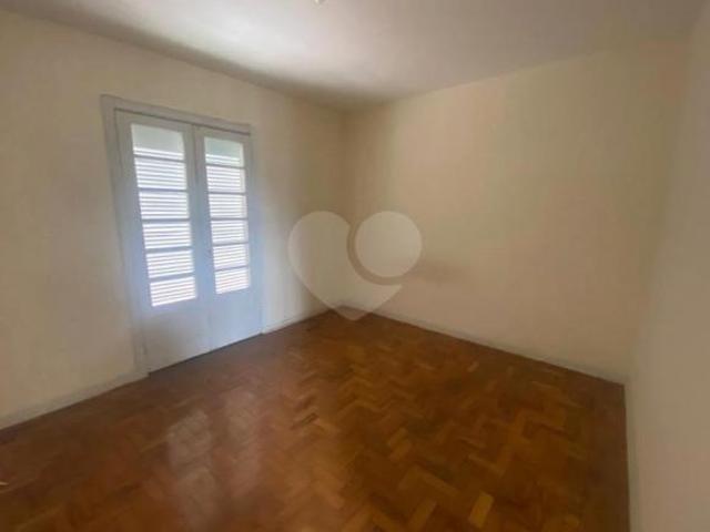 Casa de vila com 2 quartos à venda em Vila Nivi SP