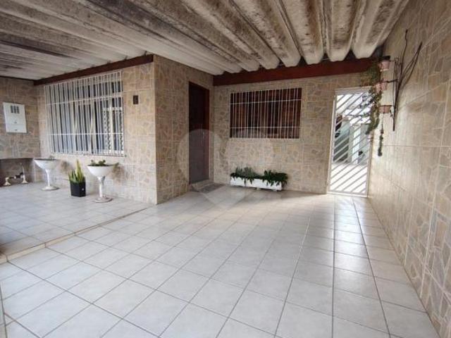 Casa de vila com 2 quartos à venda em Vila nilo SP