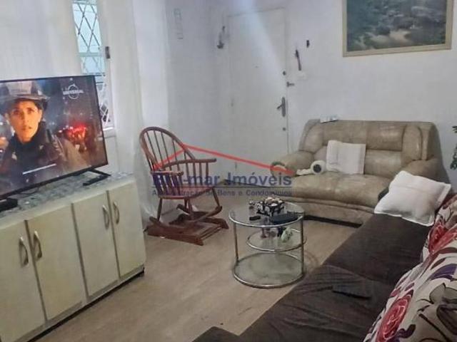 Casa de vila com 3 dormitórios, Encruzilhada, pequeno quintal, vaga p/ moto