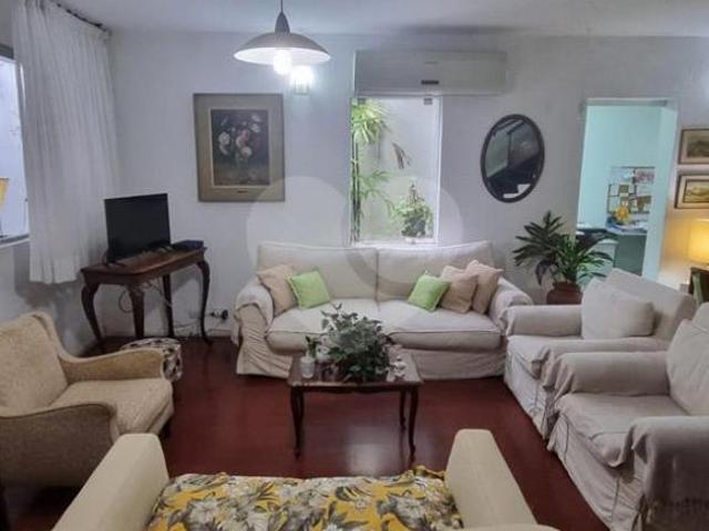Casa de vila com 3 quartos à venda em Jardim hípico SP