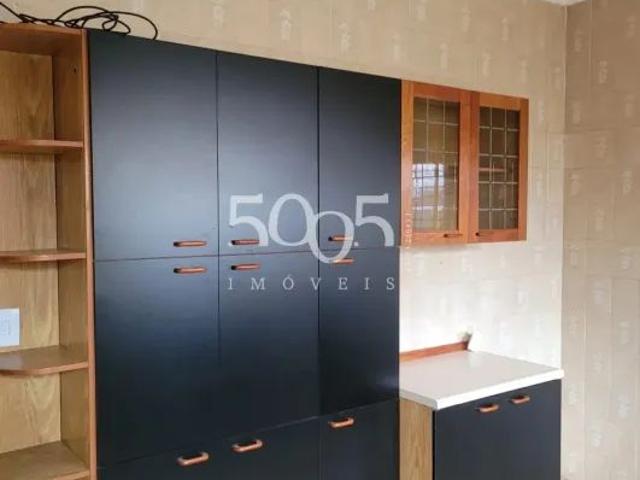 Casa de Vila com 3 Quartos para alugar, 180m² Vila Cleto