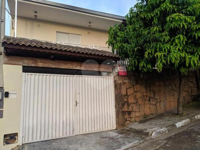 Casa de vila com 4 quartos à venda em Centro SP