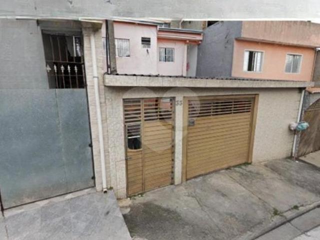 Casa de vila com 4 quartos à venda em Chácara adriana aparecida SP