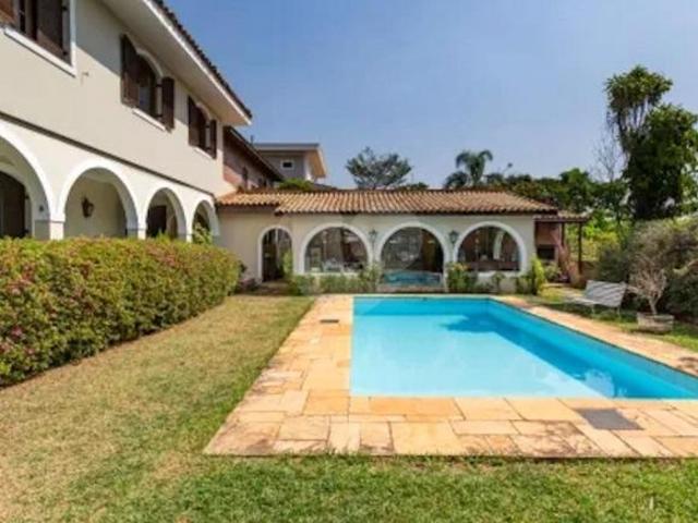 Casa de vila com 4 quartos à venda em Jardim leonor SP