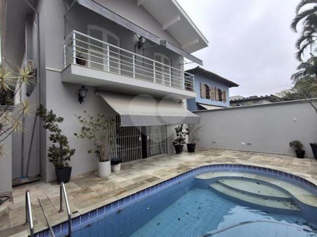 Casa de vila com 4 quartos à venda em Jardim leonor SP