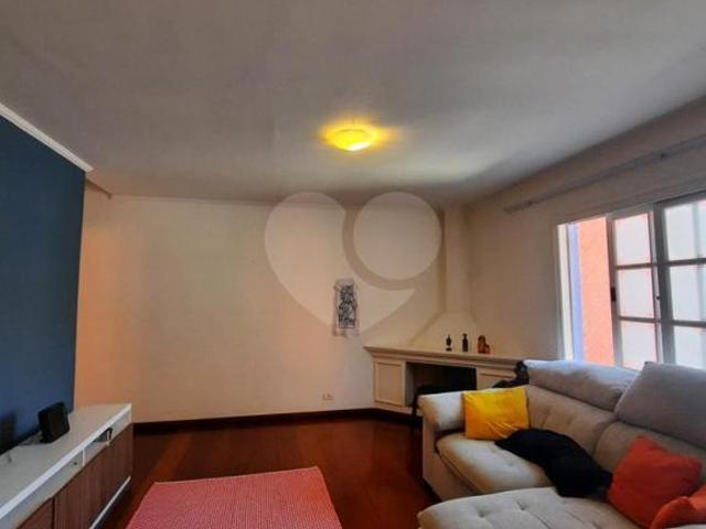 Casa de vila com 4 quartos à venda em Vila elvira SP